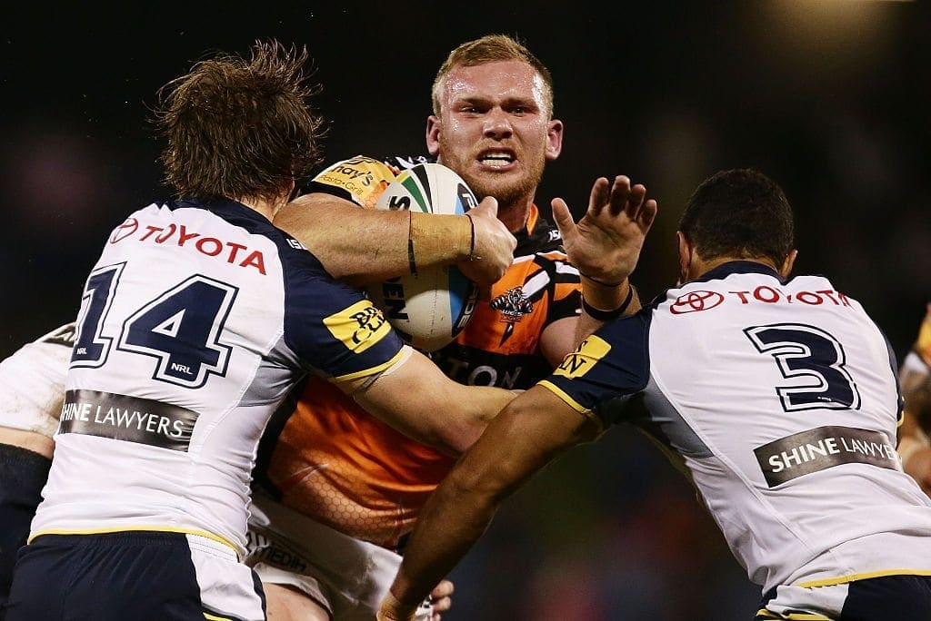 Matthew Lodge signs one-year deal with Broncos - NRL News - Zero Tackle