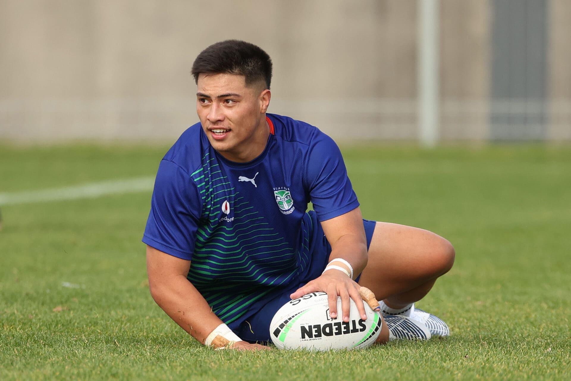 Volkman receives positive boost over shoulder surgery as contract drama ...